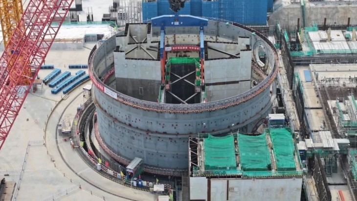 Китайская SNERDI смонтировала «супермодуль» CA01 на первом энергоблоке ...